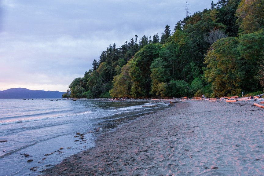 10 Most Popular Topless Beaches Around The World :: FOOYOH ENTERTAINMENT