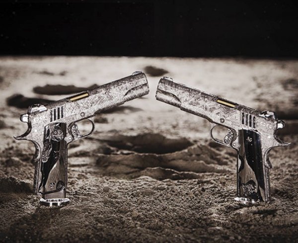 These Two Guns Cost $4.5 Million Because They're Made From Meteorite ...